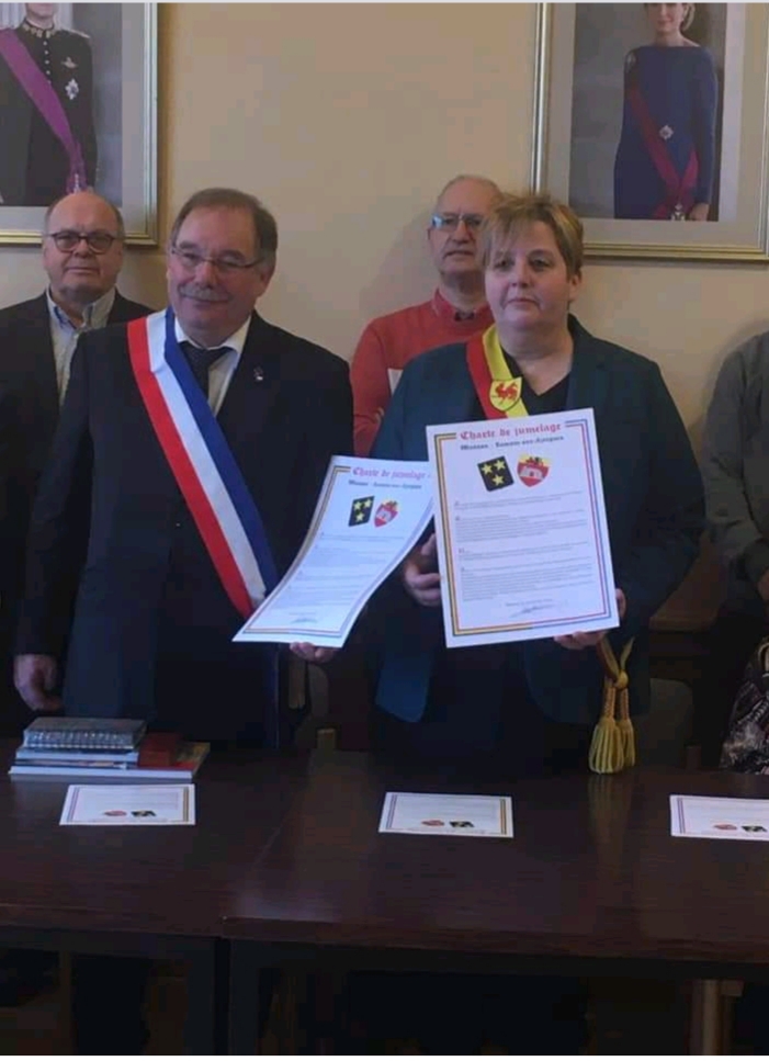 SIGNATURE DE LA CHARTE DU JUMELAGE – Lamure-sur-Azergues